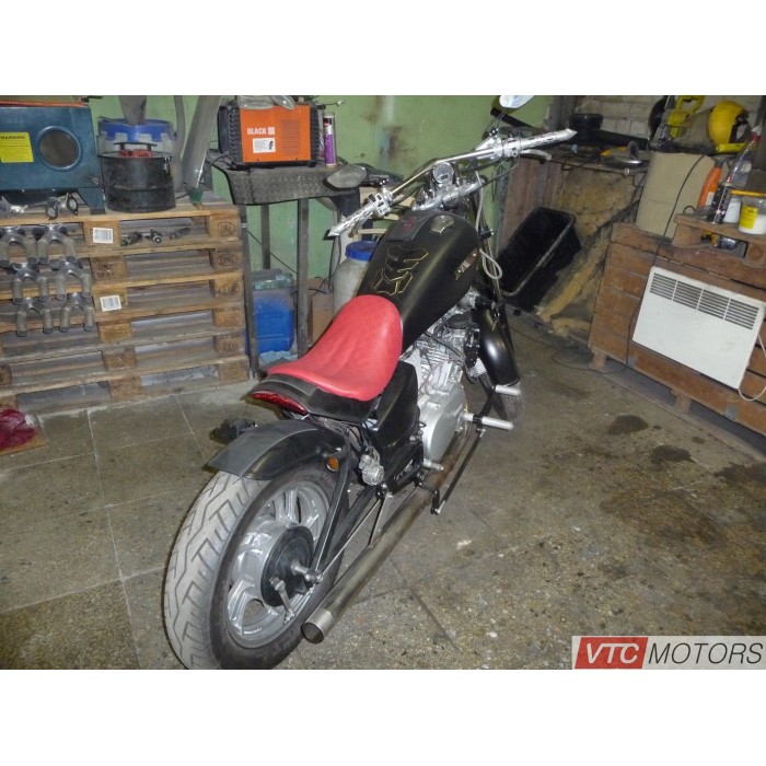 Yamaha XV700-1100 forward controls